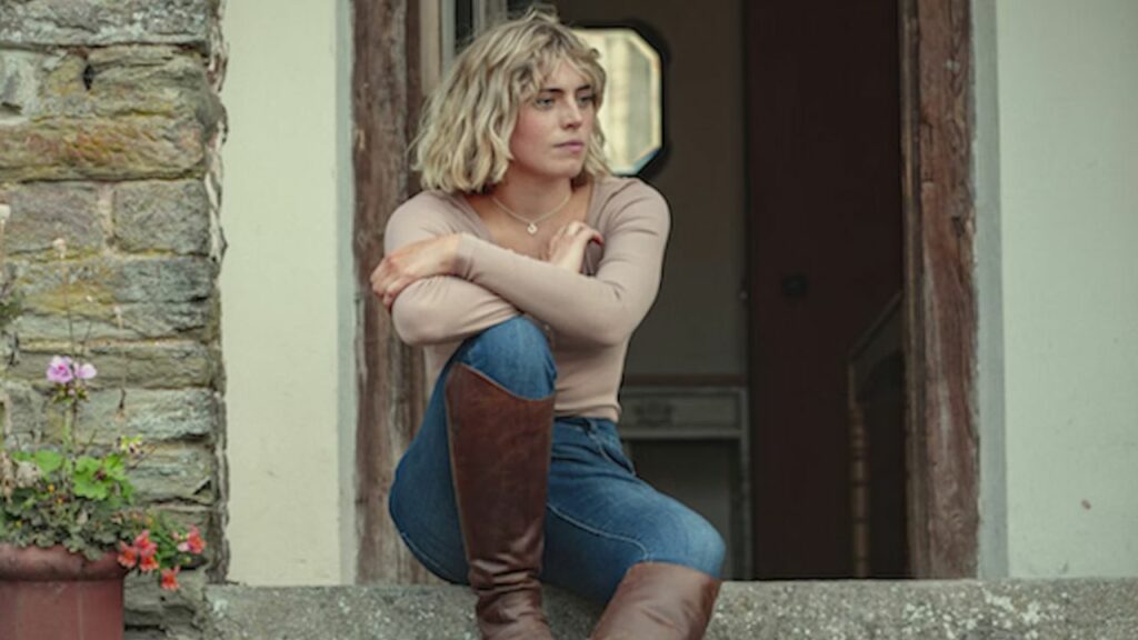 Sex Education: Meet Jem the Horse Trainer, Bella Maclean