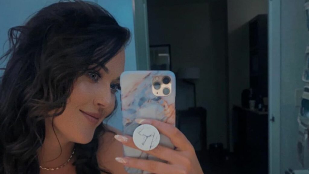 Chelsea From Love Is Blind Is Rumored to Be Trans